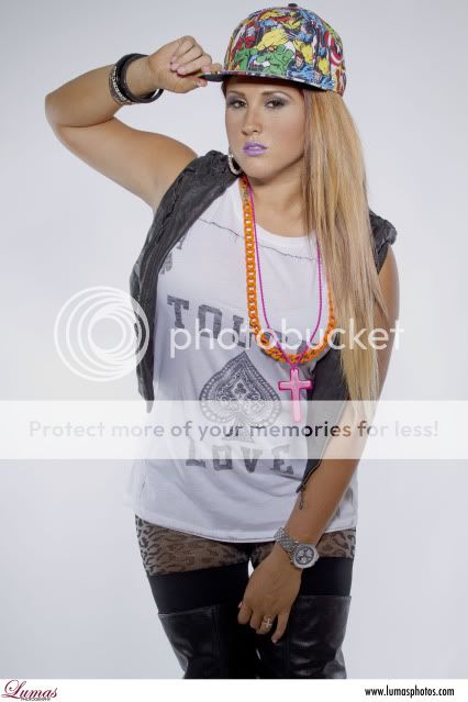 Makiin is Hot | Female MC's