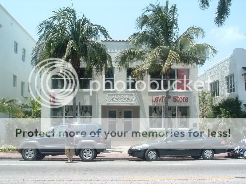 Spotlight On: Collins Avenue Shopping District | Boom or Bust: Miami