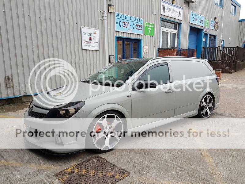 detailR - Milton Keynes, Buckinghamshire - Vauxhall Astra Van Show Prep ...